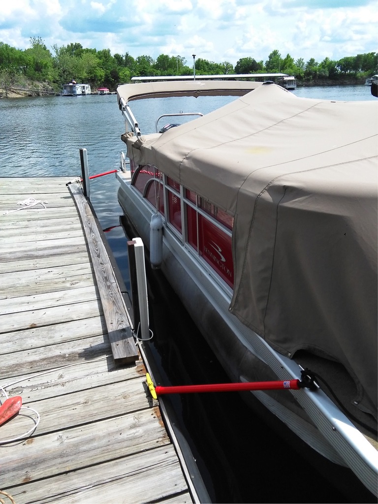 Ozark Boat Docker - Dock Simpler